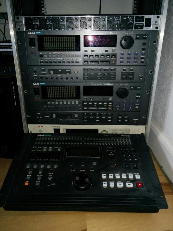 AKAI DR16 PRO - AKAI PRO - Recordere - soundtrade
