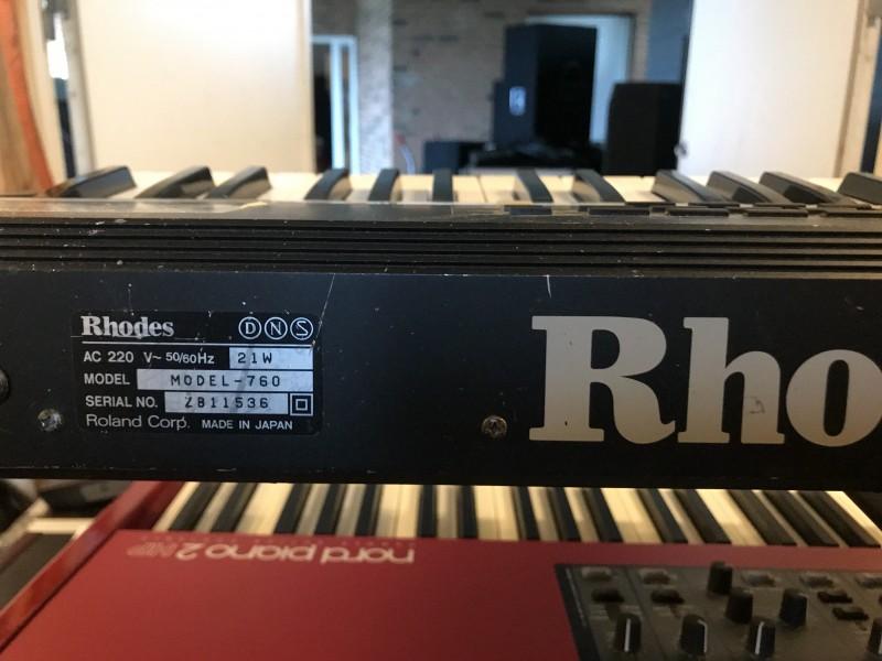 Roland Rhodes 760 Stage Piano - Synthesizers - soundtrade